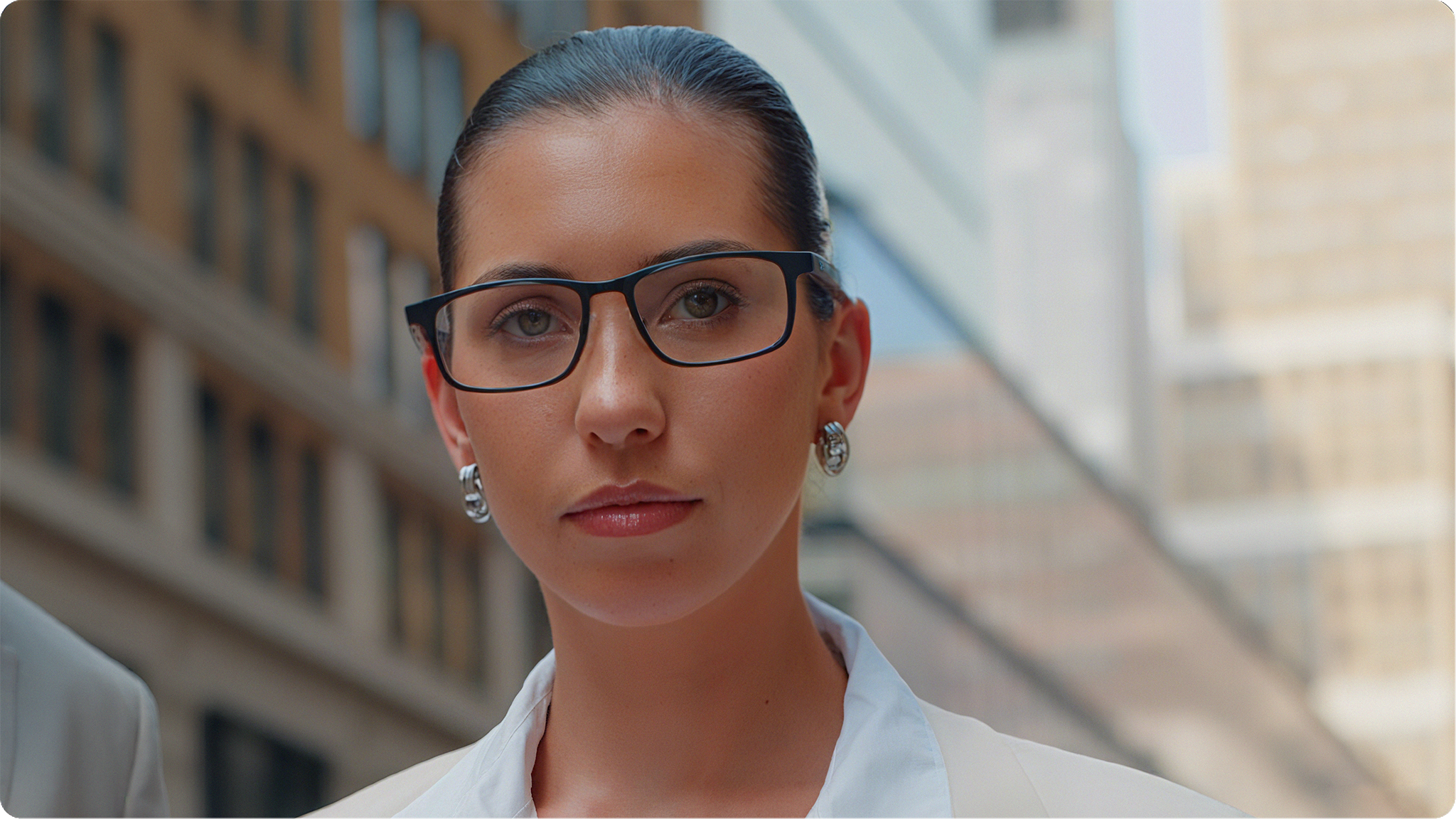 Smart Glasses for Small Faces: The Ultimate Fit, Comfort & Tech Guide ...